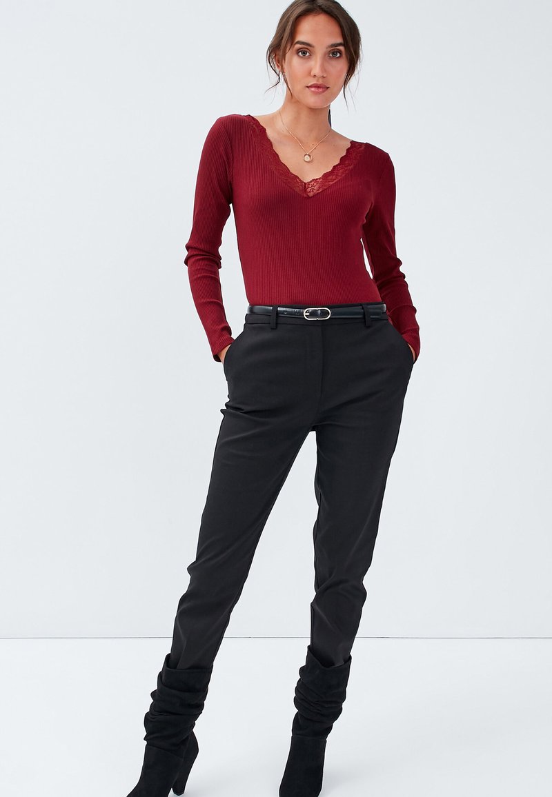 Cache Cache MIT GÜRTEL - Stoffhose - noir/schwarz - Zalando.de