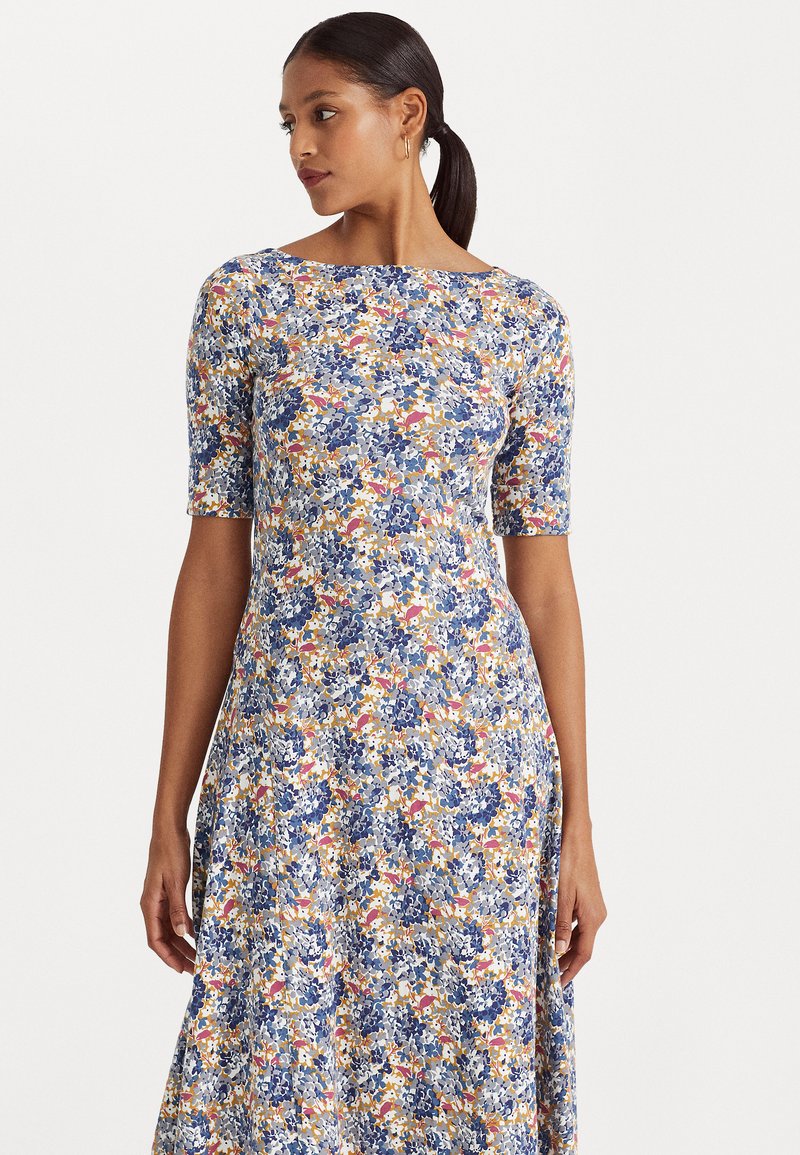 Lauren Ralph Lauren Petite MUNZIE ELBOW SLEEVE DAY DRESS - Jersey dress - blue/pink/multi ...