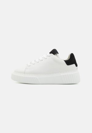 DKNY JAMIAH - Joggesko - white/black/hvit - Zalando.no