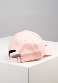 New Era LEAGUE ESSENTIAL NEW YORK YANKEES - Cap - rose/rosa - Zalando.de