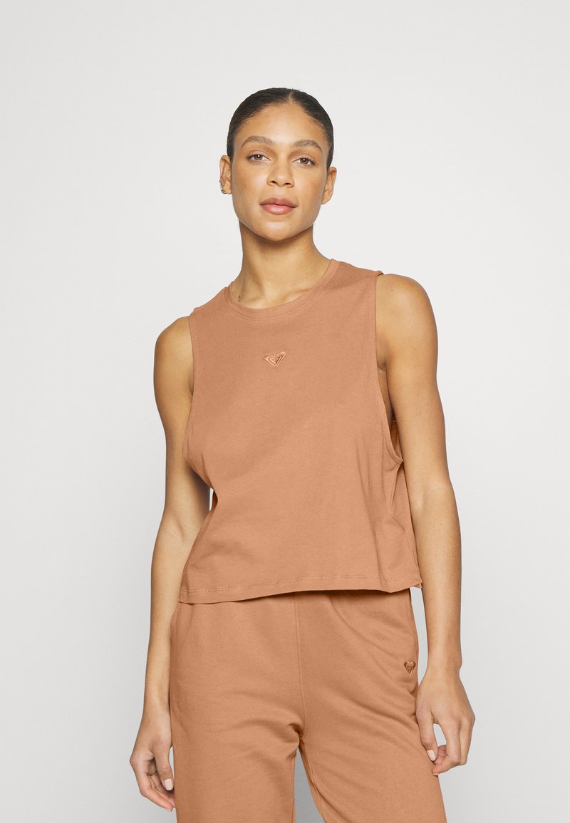 Roxy ESSENTIAL ENERGY TANK Top Mocha Mousse braun Zalando at roxy-essential-energy-tank-top-mocha-mousse-braun-zalando-at