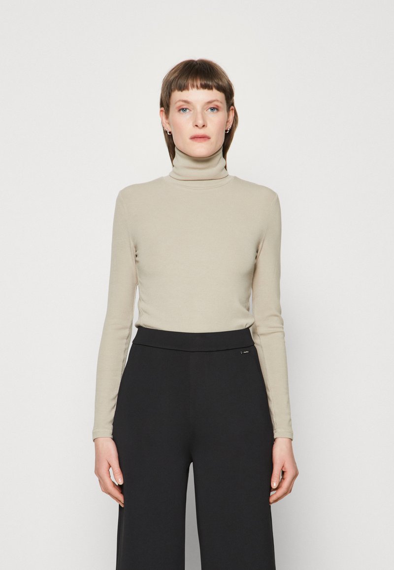 Calvin Klein LONGSLEEVE TURTLENECK - Longsleeve - medium taupe/beige - Zalando.nl