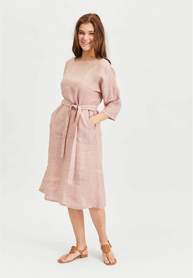 Lind LiHagar - Freizeitkleid - rosa antico/rosa - Zalando