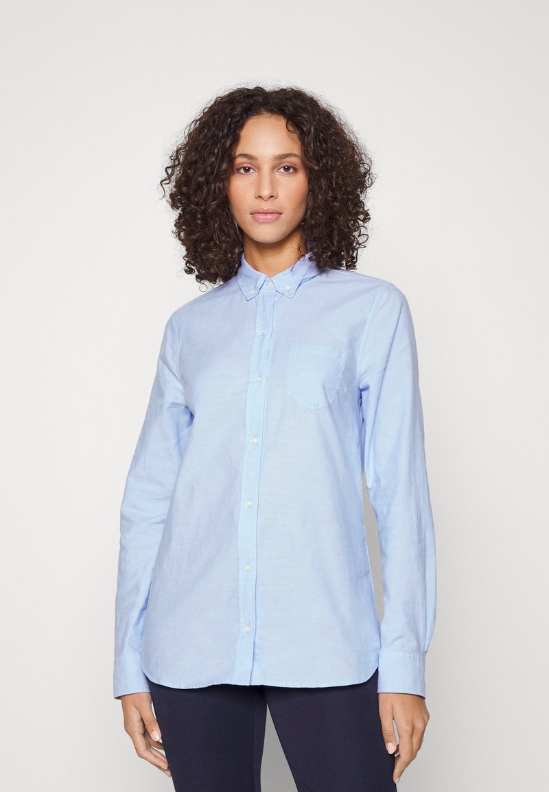 Gap Tall FITTED OXFORD - Blusa - light blue/azul claro - Zalando.es