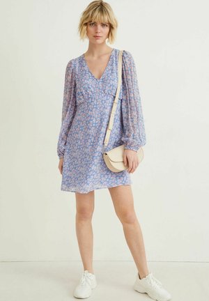 Koton ROUND NECK SLEEVELESS FLORAL - Robe de jour - rose/rose clair ...