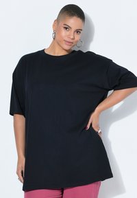 Studio Untold PHOTO WITH STATEMENT - Print T-shirt - black - Zalando