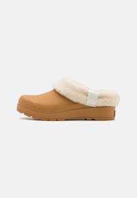 Hunter ORIGINAL WOMENS PLAY INSULATED - Mules - biscuit/beige - Zalando ...