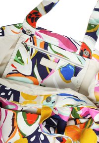 TATUUM ARTICLE TAG: BAG | ARTICLE NAME: FRUFILA - Håndtasker - light ...