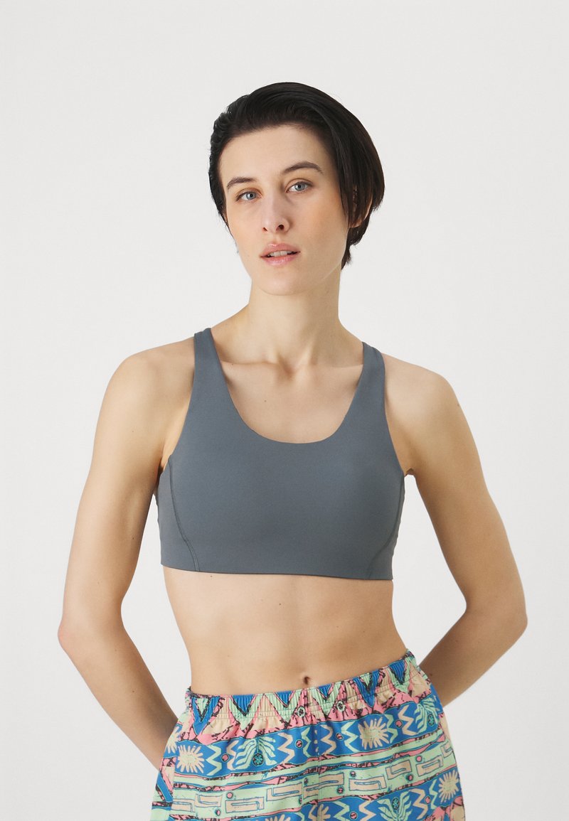 Patagonia SHADOWLITE MID IMPACT ADJUSTABLE BRA - Medium support sports ...