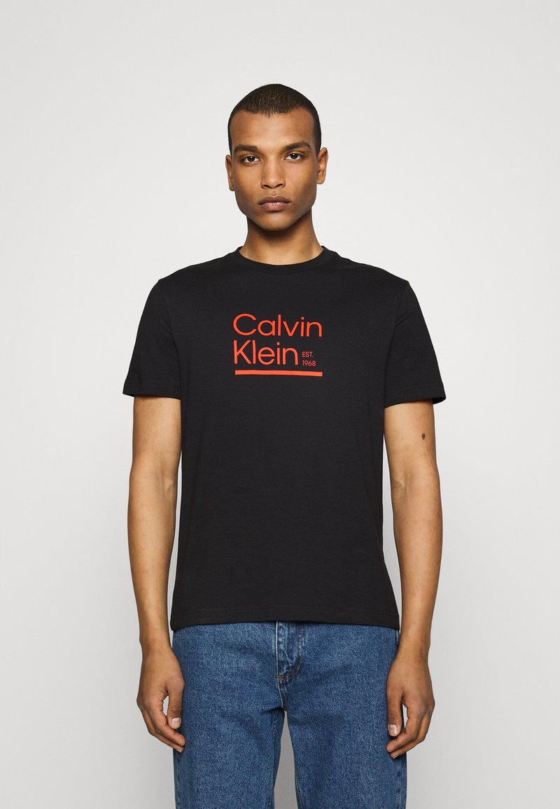 Calvin Klein CONTRAST LINE LOGO - T-shirt imprimé - black/noir - ZALANDO.FR