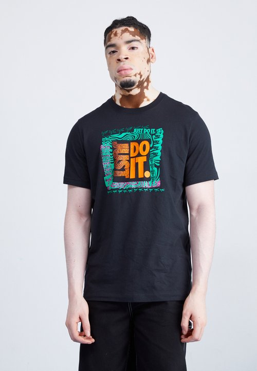 Nike Sportswear TEE PHOTO - T-Shirt print - black/schwarz - Zalando.ch