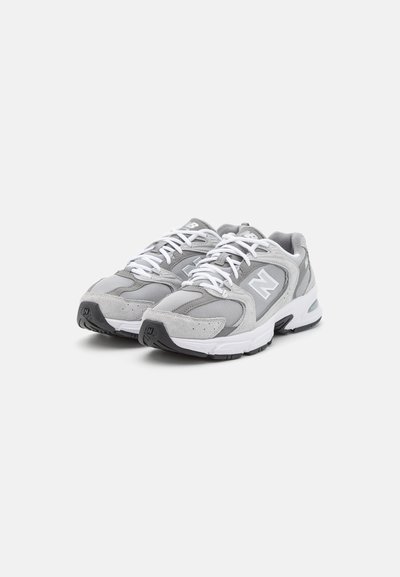 New Balance MR530 UNISEX - Sneakers laag - grey/white/grijs - Zalando.nl
