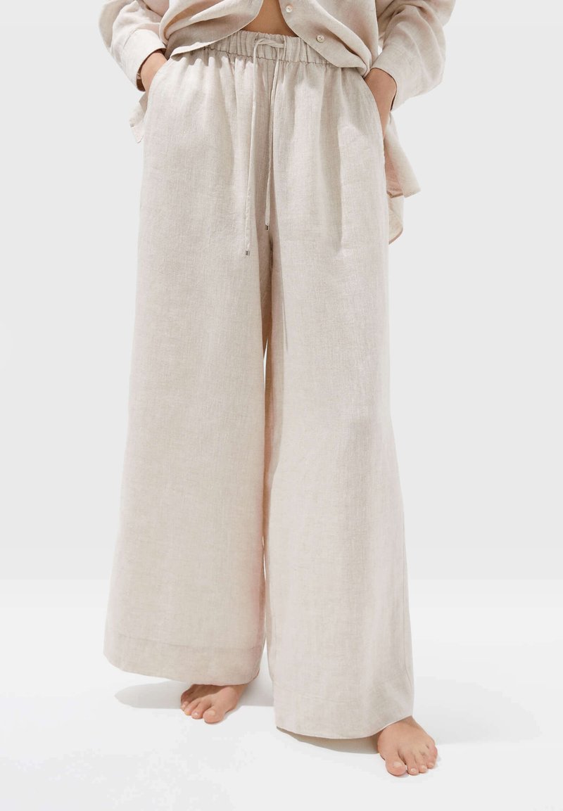 OYSHO WIDE STRAIGHT - Stoffhose - beige - Zalando.at