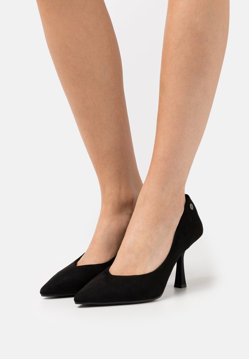 XTI Pantofi clasici cu toc - black/negru - Zalando.ro