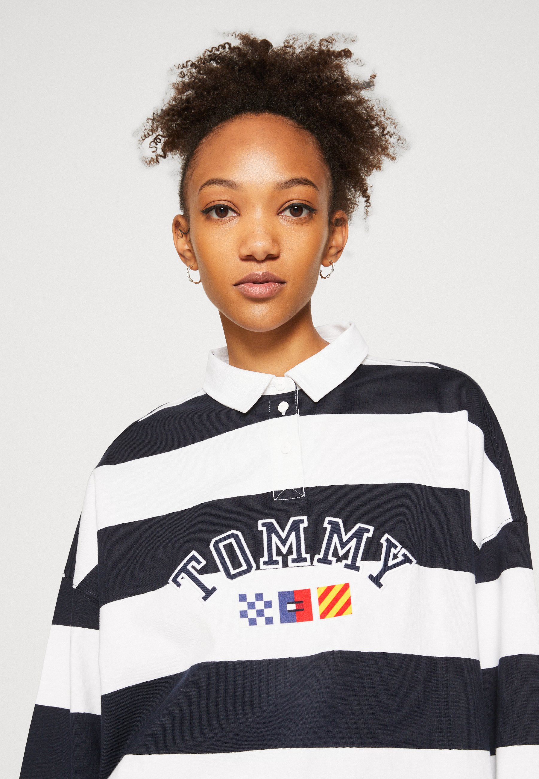 Tommy jeans rugby top store
