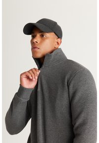 AC&CO / ALTINYILDIZ CLASSICS STANDARD FIT - Sweater - Standard Fit ...