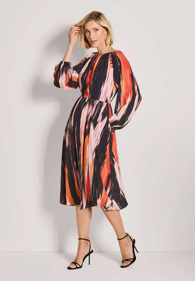 MADELEINE Day dress - red multicolour/light pink - Zalando