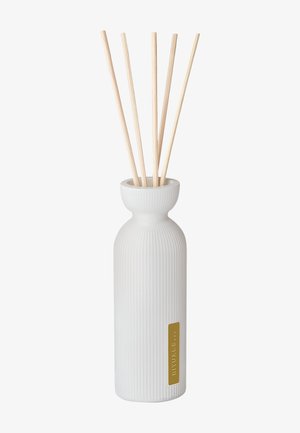 Rituals SWEET ALMOND & INDIAN ROSE REED DIFFUSER REFILL - FLORAL ...