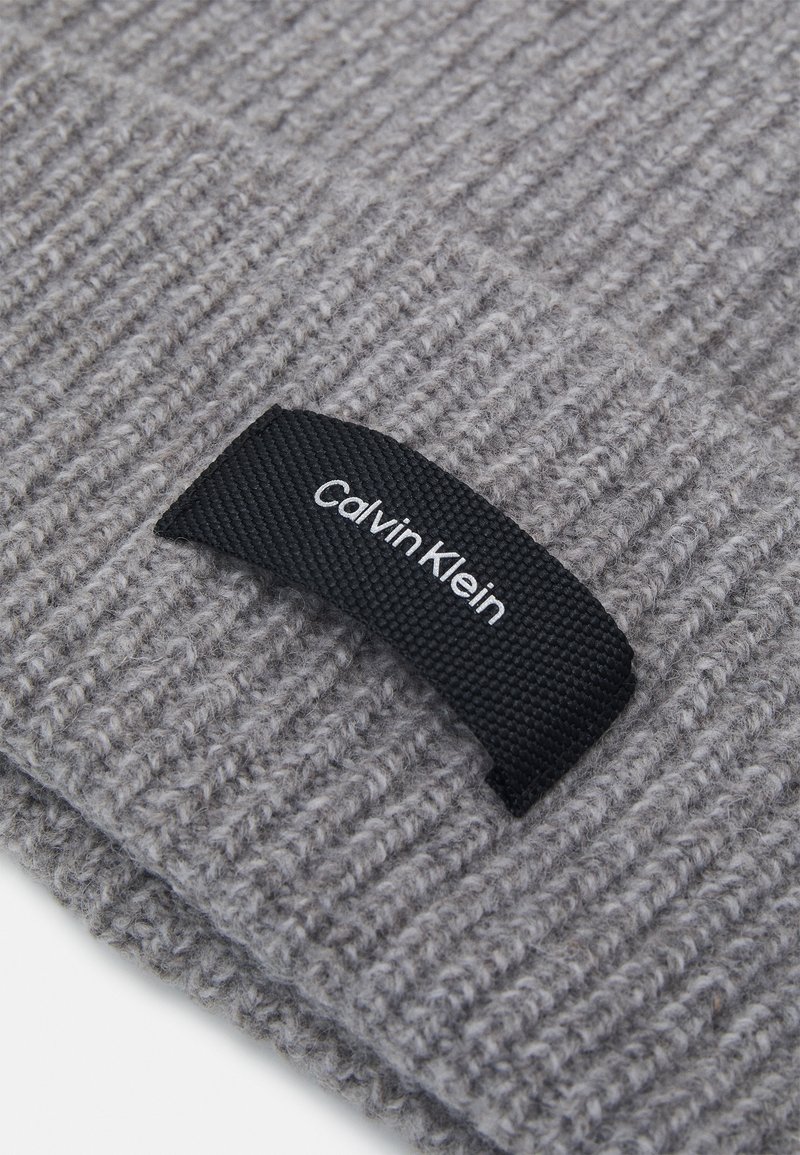 Zeit Kupfer Blatt calvin klein daddy beanie Ungerecht Kätzchen Methodik