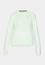 Nike Performance PACER CREW - Langarmshirt - vapor green/reflective silver/grün - Zalando.de