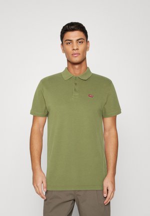 Guess NOLAN SS - Polo - olive/verde oliva - Zalando.es