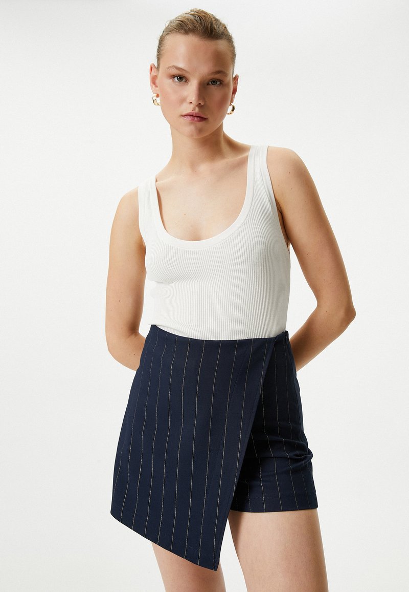 Koton Shorts Dark Blue Zalando