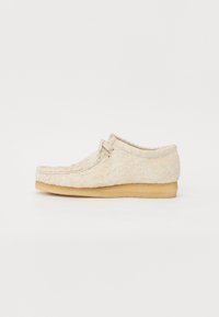 Clarks Originals WALLABEE - Šņorkurpes - champagne/bēšs - Zalando.lv
