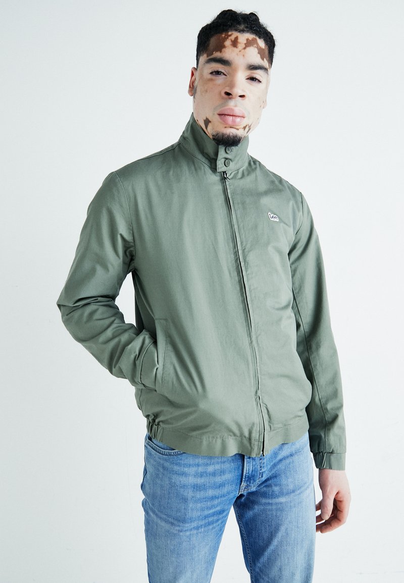 Lee HARRINGTON JACKET - Let jakke / Sommerjakker - olive grove/oliven ...