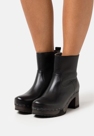 Sanita HELLA BLOCK FLEX BOOT - Stiefelette - black/schwarz - Zalando.de