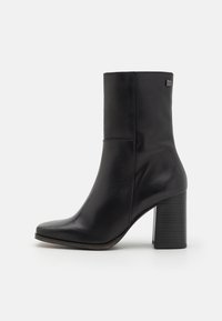 mtng PORTO - High heeled ankle boots - black - Zalando