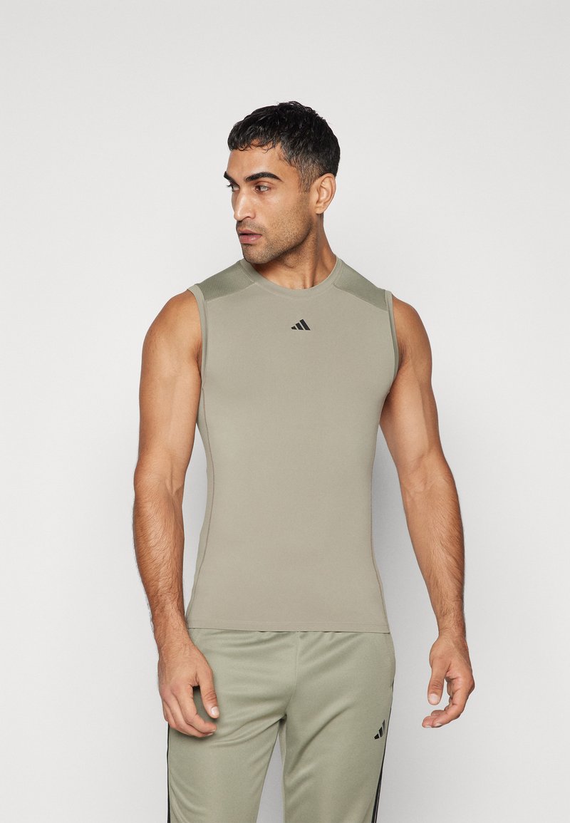 adidas Performance TECHFIT - Top - silver pebble/silberfarben - Zalando.de