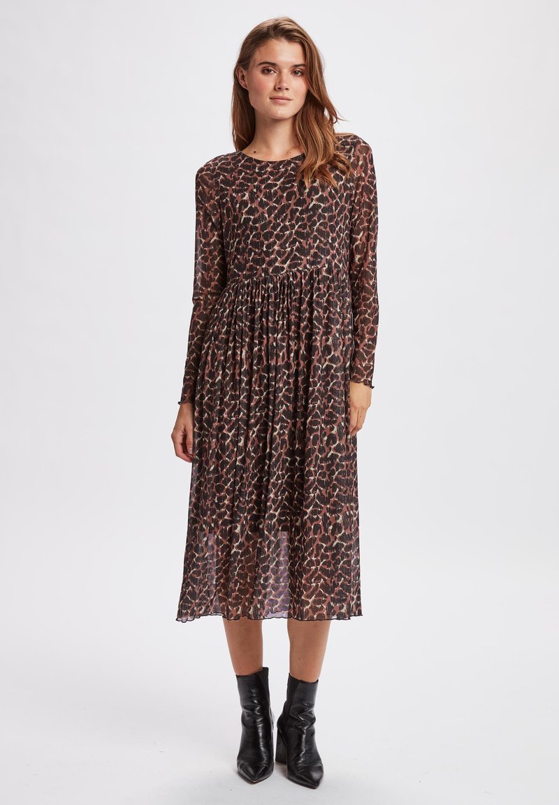 Nümph NUFREJA LEO - Day dress - nutmeg/brown - Zalando.ie