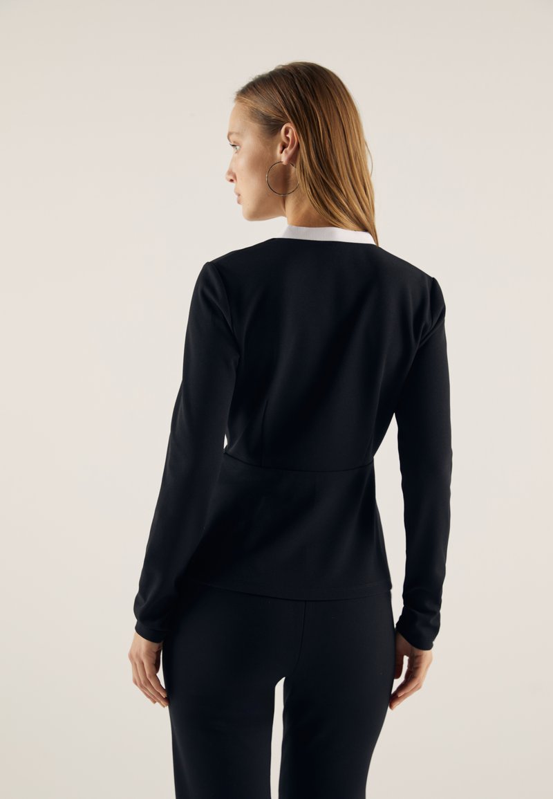 Anna Field Pluus - black/must - Zalando.ee