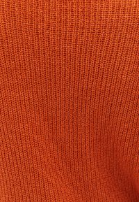 OXXO MIT GERIPPTER OPTIK - Pullover - harvest pumpkin/orange chiné ...