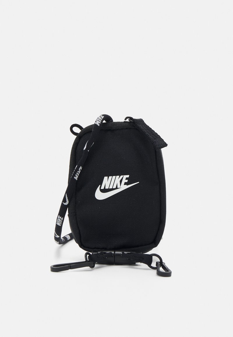 Nike Sportswear CLUB ACCESSORY POUCH UNISEX - Alte accesorii - black ...