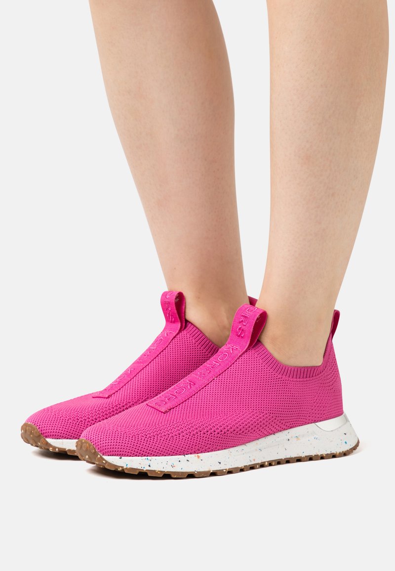 MICHAEL Michael Kors BODIE SLIP ON - Trainers - soft pink/nude - Zalando.de