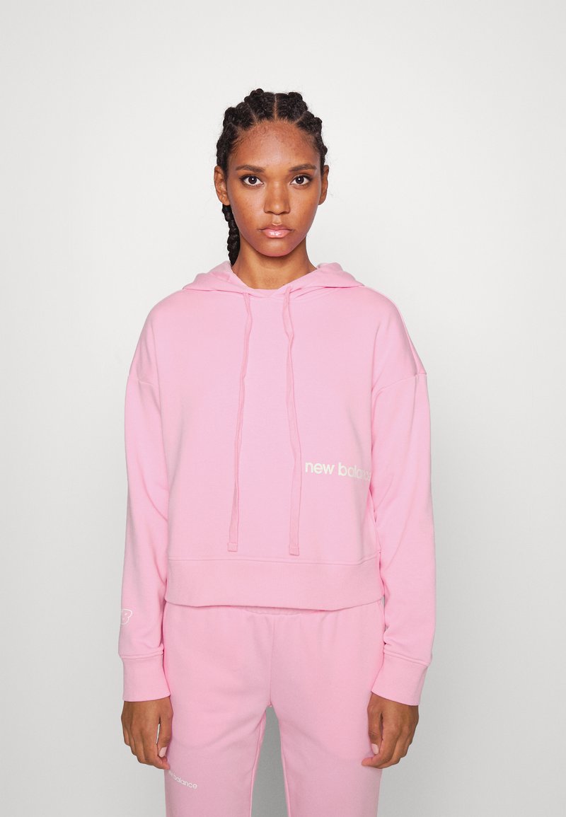 New Balance ESSENTIALS HOODIE - Sweater - orbit pink/donkerroze ...