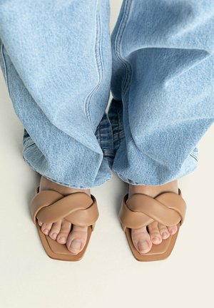 Platta slip-ins | Dam | Köp slip-ins online | ZALANDO - Sida 2