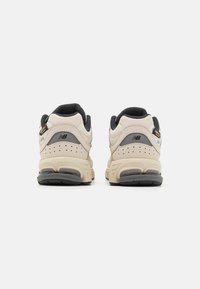 New Balance 2002 UNISEX - Sneakers laag - beige/grey/beige - Zalando.nl