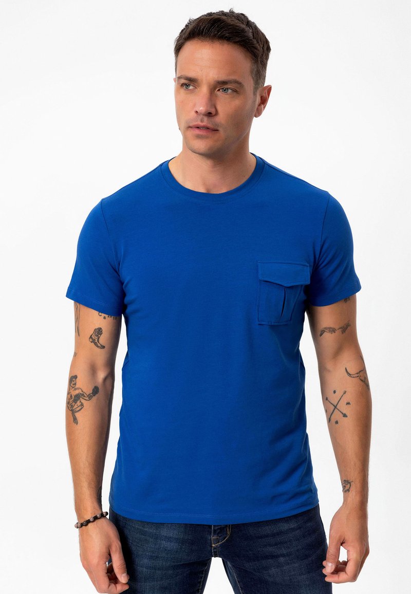 anou anou LOTI - POCKET DETAILED - REGULAR FIT - T-shirt basic - black ...