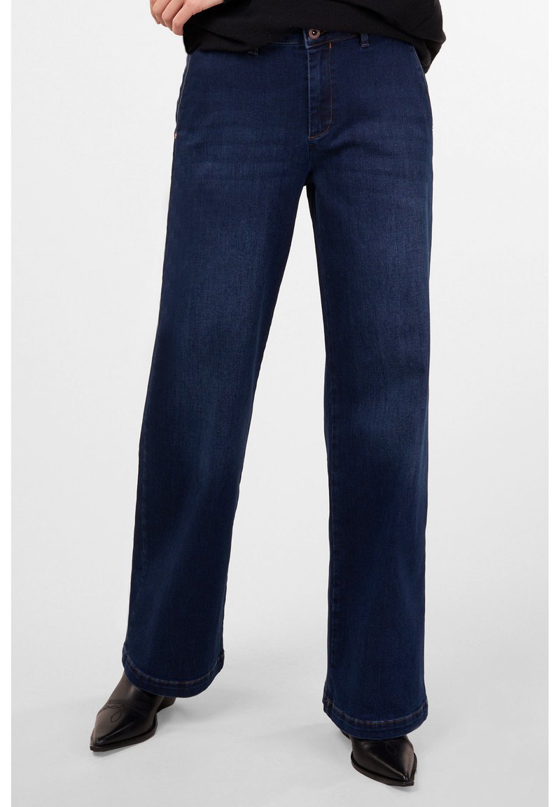 Blue Fire BLUE FIRE PANTS MARLENE WIDE LEG - DEEP INDIGO - Flared Jeans ...