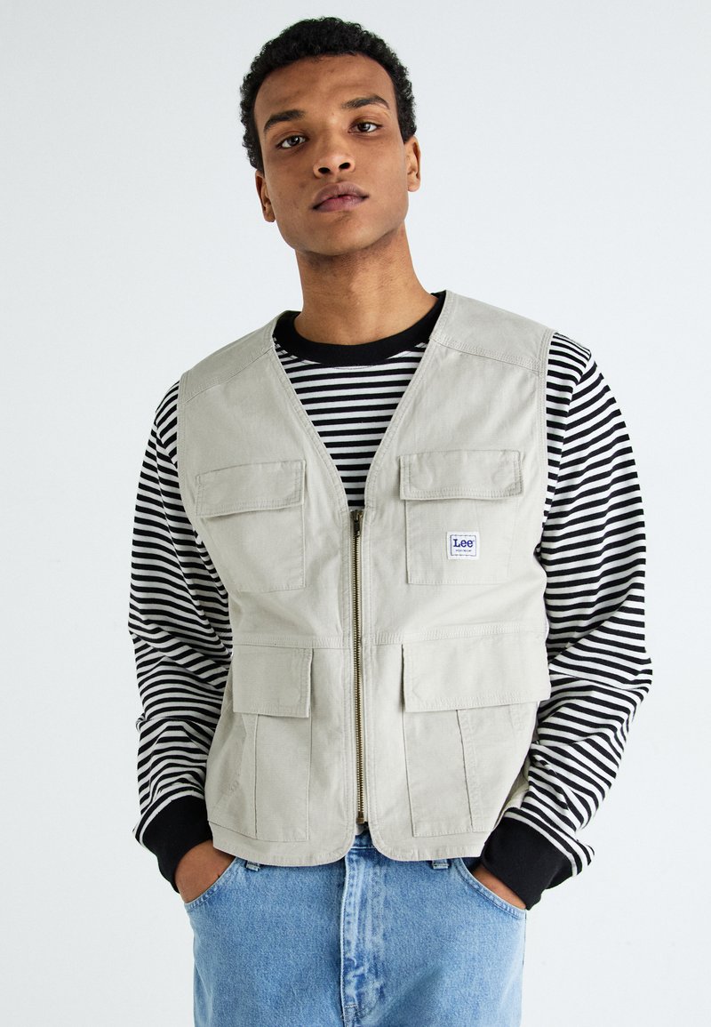 Lee UTILITY VEST - Waistcoat - stone/taupe - Zalando.de