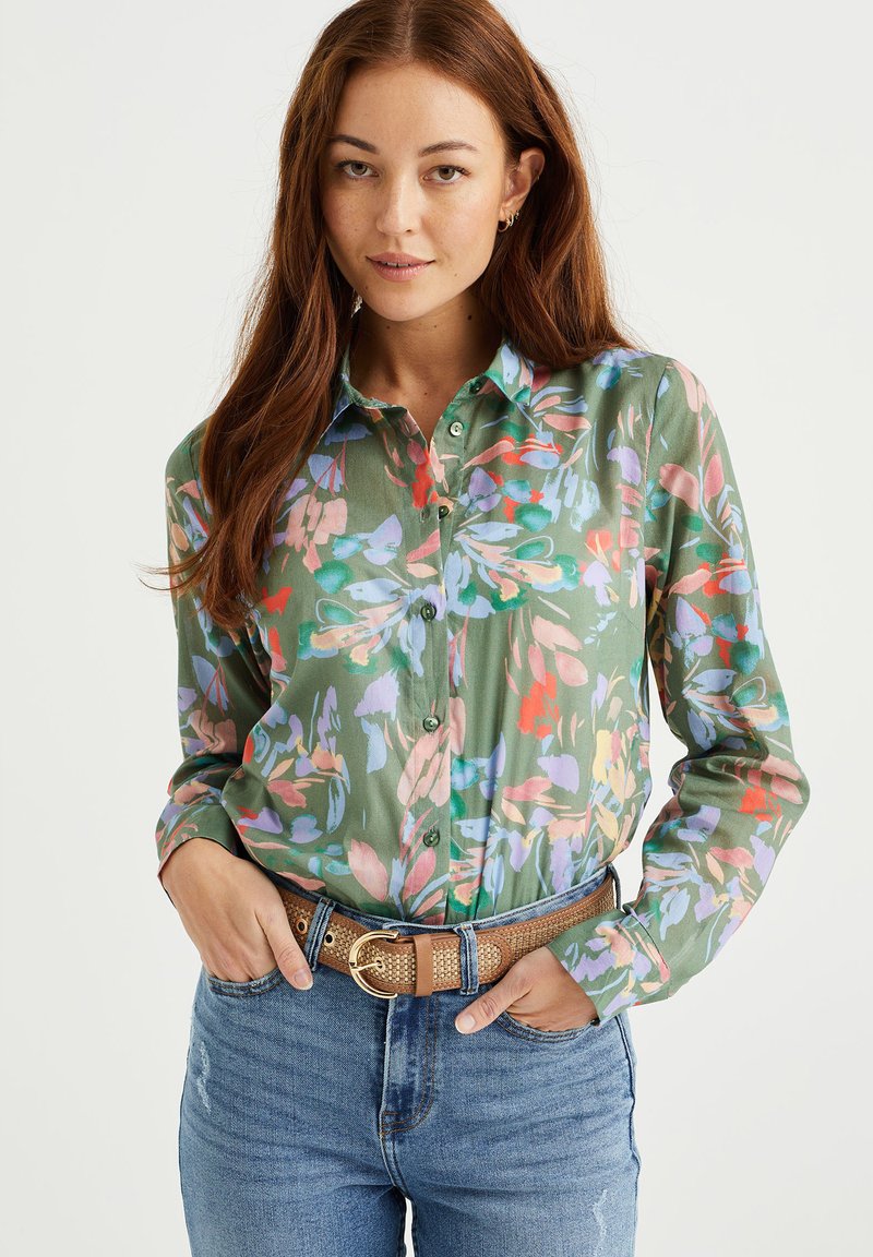 WE Fashion MET DESSIN - Button-down blouse - green - Zalando