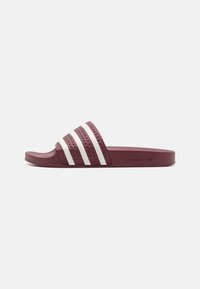 adidas Originals ADILETTE UNISEX - Papuci înot - shadow red/off white ...