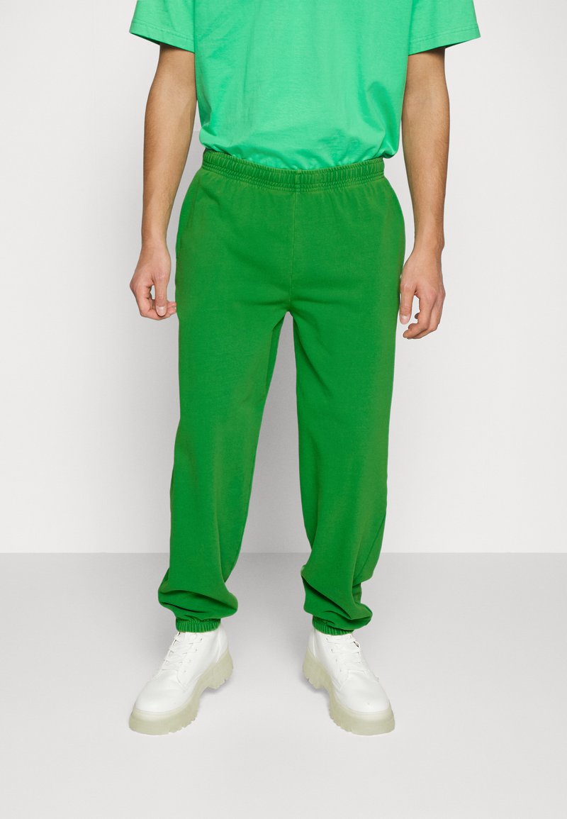 Redefined Rebel RAY PANTS - Jogginghose - jolly green/grün - Zalando.ch