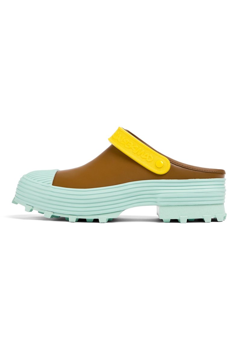 CAMPERLAB TRAKTORI - Clogs - mittelbraun/braun - Zalando.de
