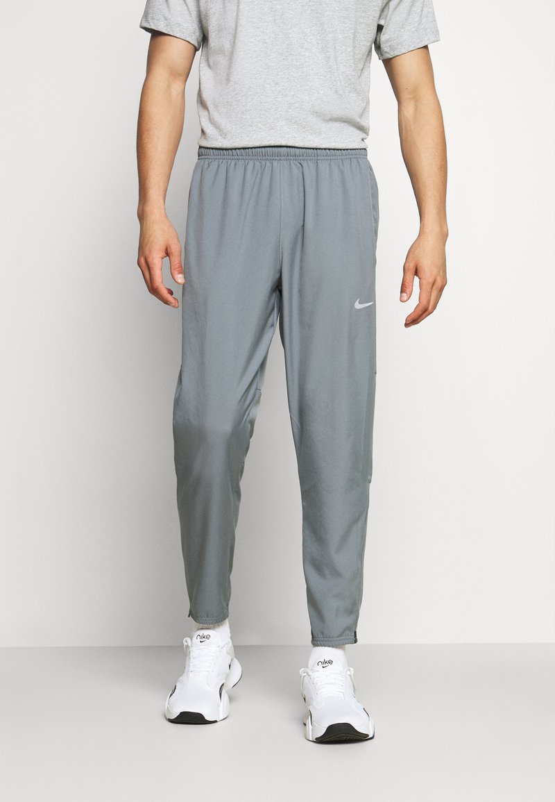 Nike Performance Pant Jogginghose Smoke Grey Grau Zalando De
