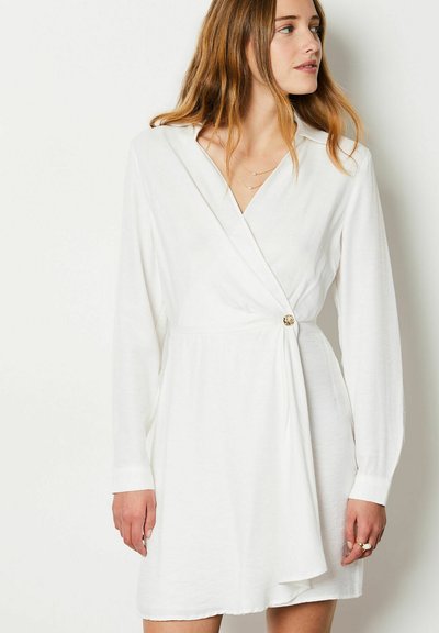 Robes blanc en ligne | ZALANDO