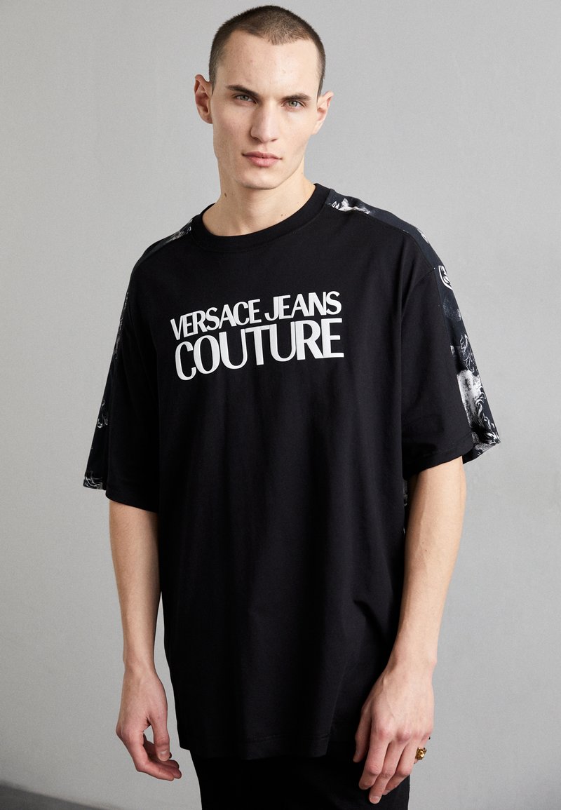 Versace Jeans Couture LOGO - T-Shirt print - black/schwarz - Zalando.de