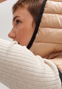 Opus WENISE - Weste - sweet almond/beige - Zalando.at